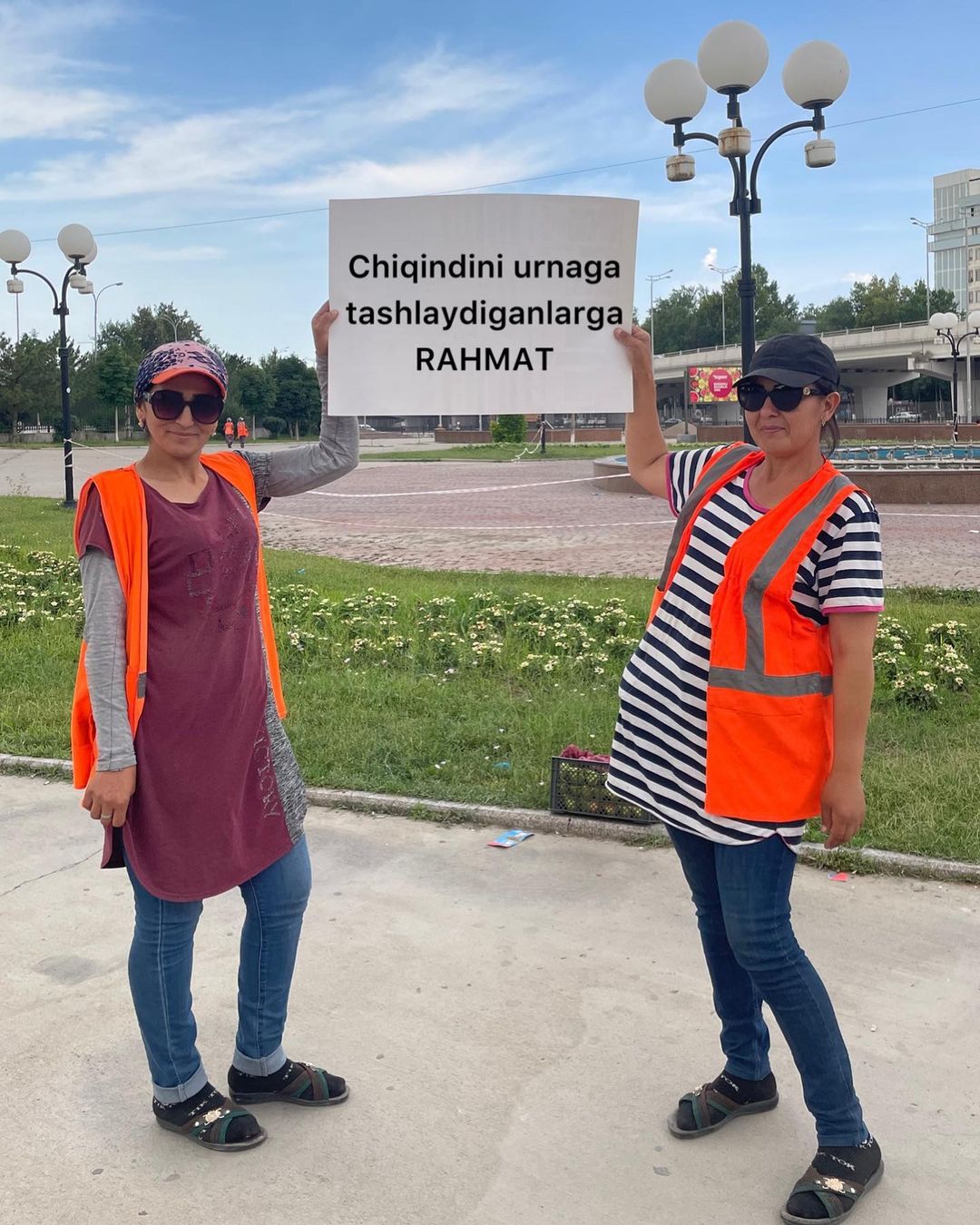 “Mashinadan axlat uloqtirma, bolam” - Toshkentda ekobloger va ...