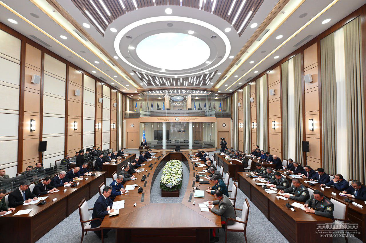 Shavkat Mirziyoyev raisligida Xavfsizlik kengashining kengaytirilgan yig‘ilishi bo‘lib o‘tdi ...