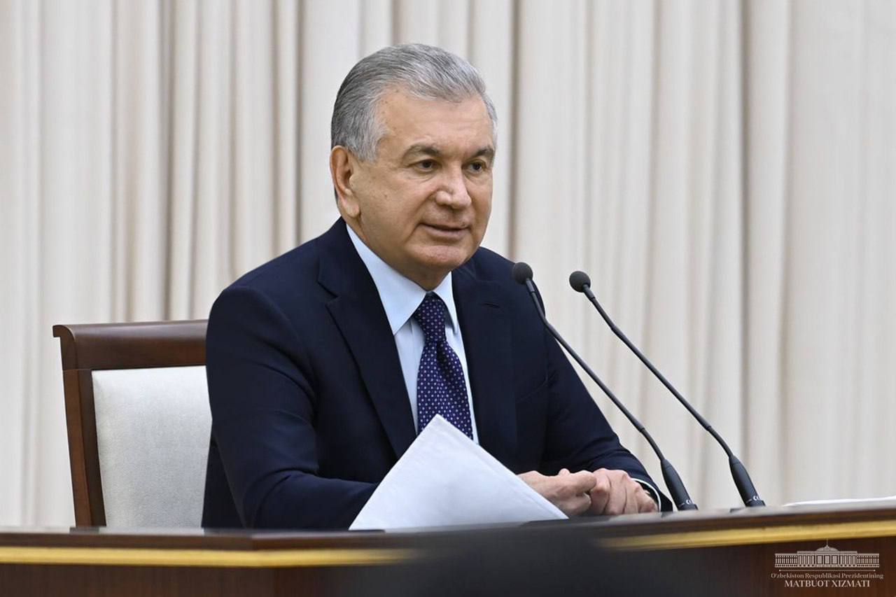 Shavkat Mirziyoyev Qashqadaryo viloyatini iqtisodiy rivojlantirish masalalari bo‘yicha yig‘ilish ...