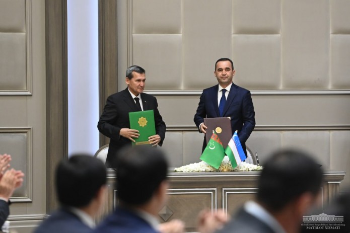 Shavkat Mirziyoyev and Serdar Berdimuhamedov signed a Joint Statement ... Shavkat Mirziyoyev and Serdar Berdimuhamedov signed a Joint Statement ...