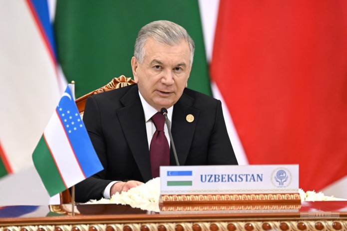 Shavkat Mirziyoyev IHTning asosiy hujjati bo‘lgan “Istiqbollar – 2025” ijrosini sarhisob ...