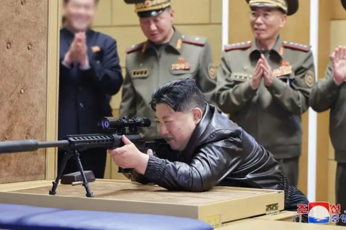 Kim Chen In yangi snayper miltig'ini sinovdan o'tkazdi | UzReport.news