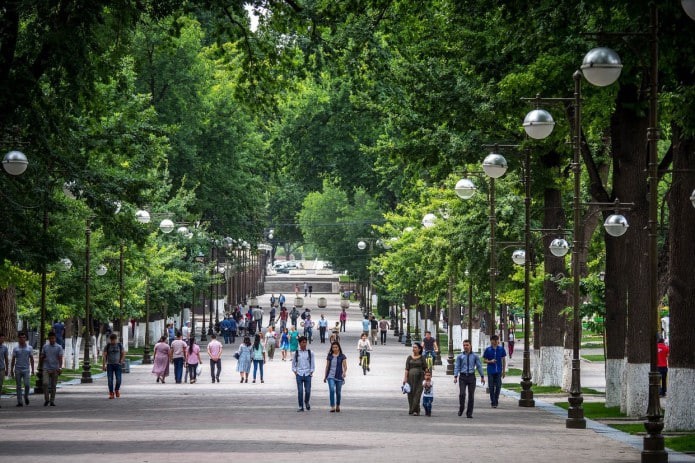 Toshkent shahri, Jizzax, Namangan: O'zbekistonning qaysi hududlarida doimiy aholi soni tez o ...