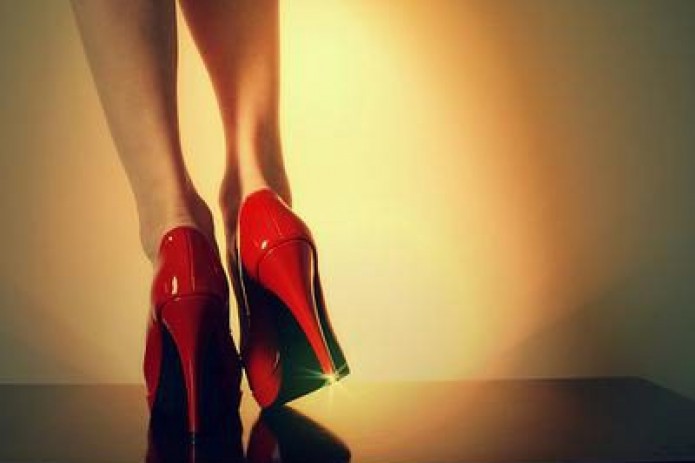 24 yoshli sirdaryolik ayol o’zidagi OIV infeksiyasini bir necha erkakka ...