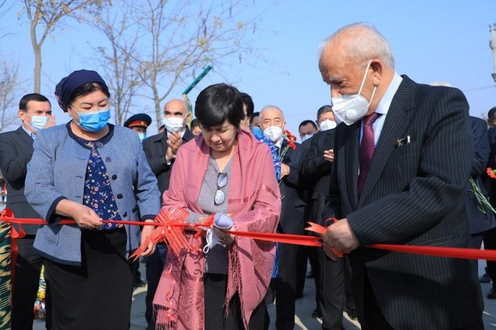 Boyovutda Usmon Yusupov nomi bilan ataluvchi bog' barpo etildi ...