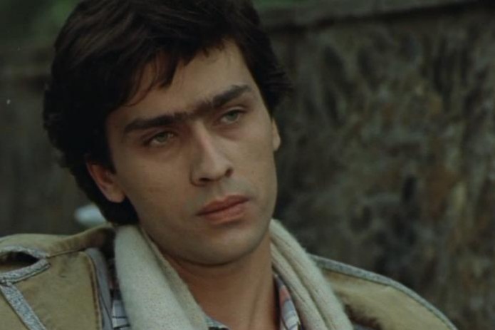 Rejissor va aktyor Rustam Urazayev uzoq davom etgan xastalikdan so'ng ...