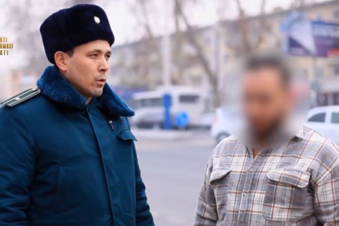 Farg‘onada katta yo‘l ustida ovqatlanib, “tomosha” ko‘rsatgan erkak ...