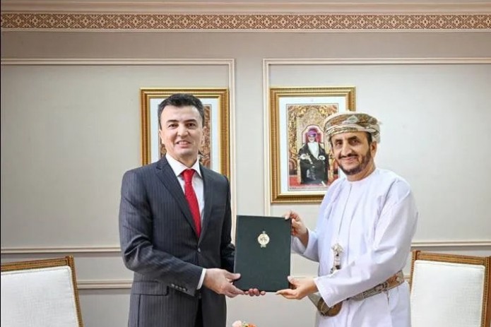 O'zbekistonning yangi tayinlangan elchisi O'mon TIVda ishonch ...