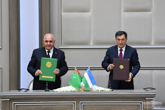 Shavkat Mirziyoyev and Serdar Berdimuhamedov signed a Joint Statement ... Shavkat Mirziyoyev and Serdar Berdimuhamedov signed a Joint Statement ...