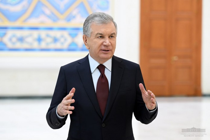Shavkat Mirziyoyev savdo va xizmat ko‘rsatish, madaniyat sohalaridagi loyihalar taqdimoti bilan ...