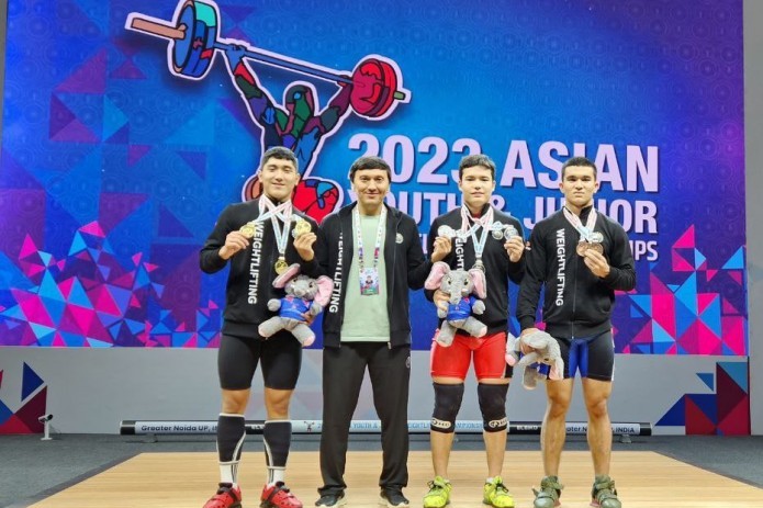 Uzbek Athletes Secure 3rd Place at Continental Weightlifting ...