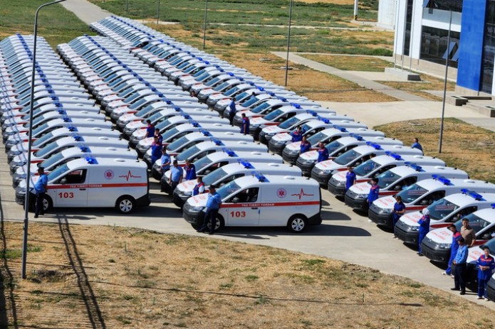 100 modern medical cars delivered to Uzbekistan's emergency centers ...
