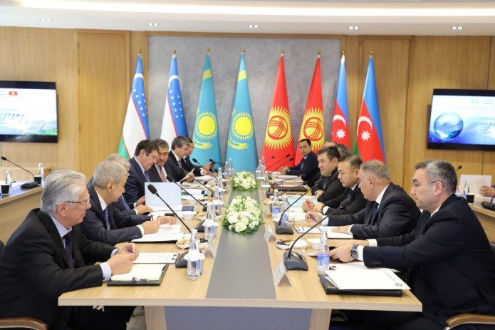 O‘zbekiston, Qirg‘iziston va Qozog‘iston energetika va suv xo‘jaliklari vazirlari uchrashdi ...