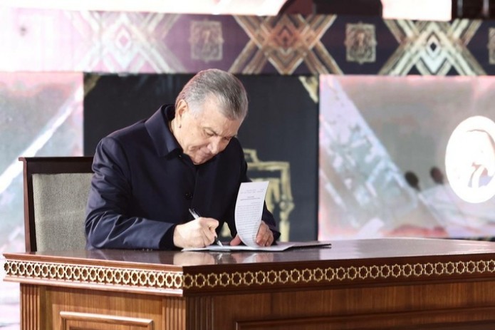 Prezident qarori bilan “Zakovat” stipendiyasi joriy etiladi | UzReport.news